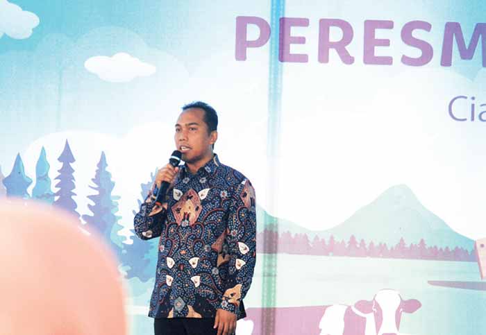 Peternakan Modern Desa Susu - Trubus