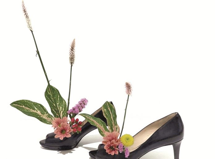 Ikebana, Seni Merangkai Bunga dari Jepang - Trubus