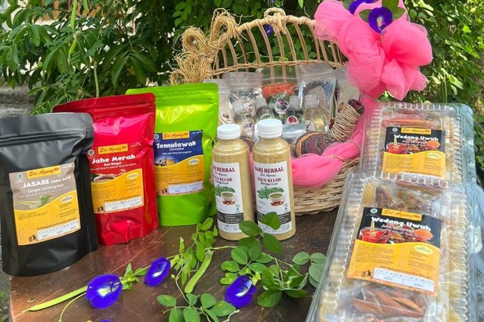 KWT Sri Agung Di Gunung Kidul Olah Aneka Produk Herbal - Trubus